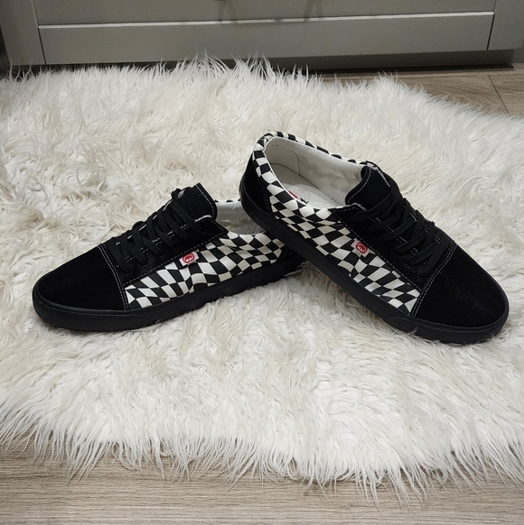 Ecko Unlimited | Shoes | New Ecko Unlimited Black And White Checkered ...